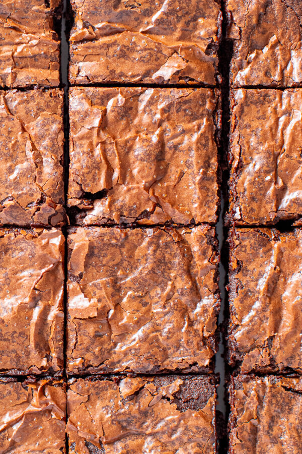 10 Golden Rules: Bake Fudgy Brownies With a Crackly Top